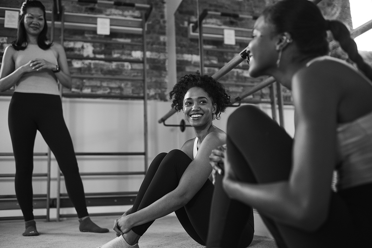 First Barre Class Guide: What to Expect, What to Bring, & Beginner Tips